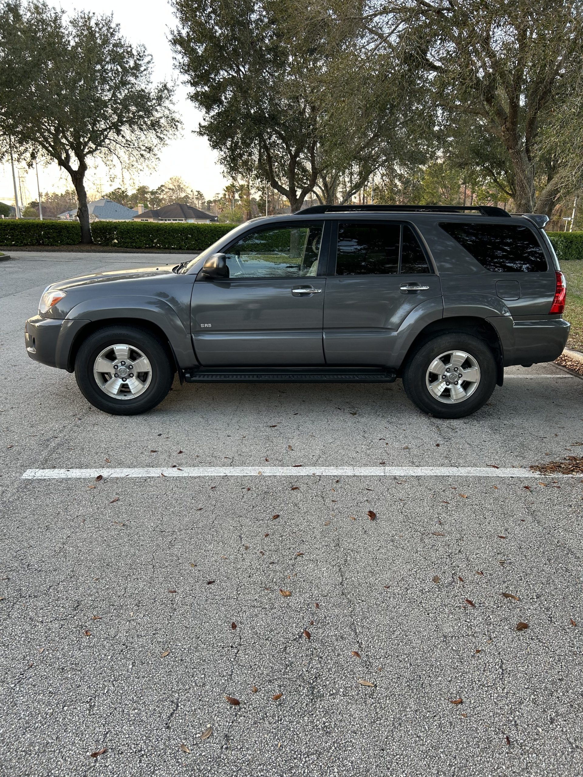 2007 Toyota 4Runner SR5 - AmDen Automotive Group